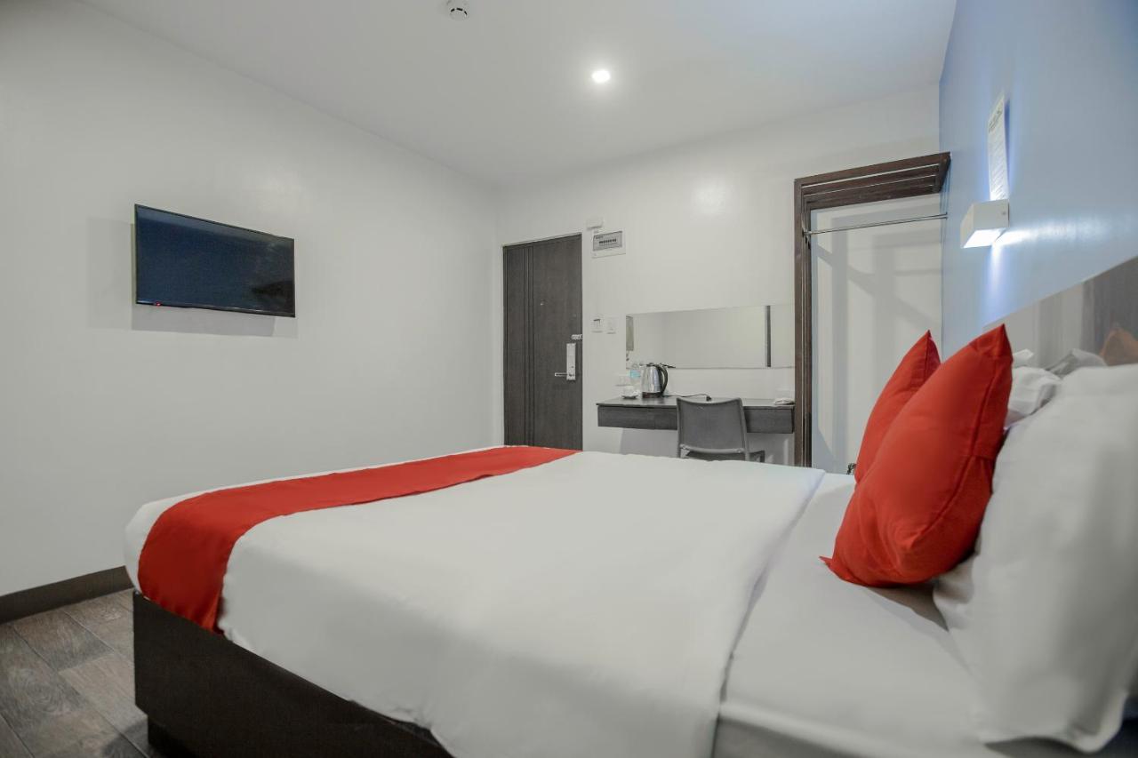 MCHOTEL MANILA